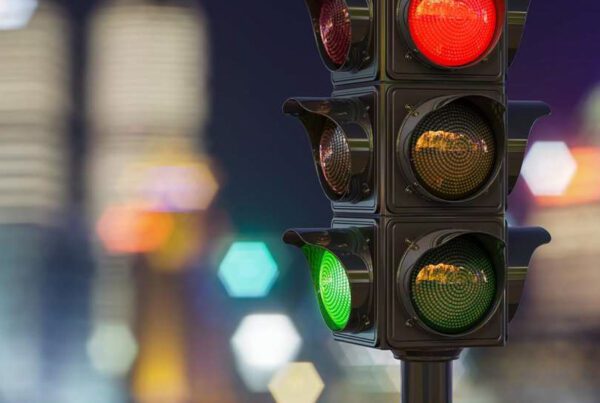 Driving Safety and Health Tips for Truck Drivers - Lakeside Insurance